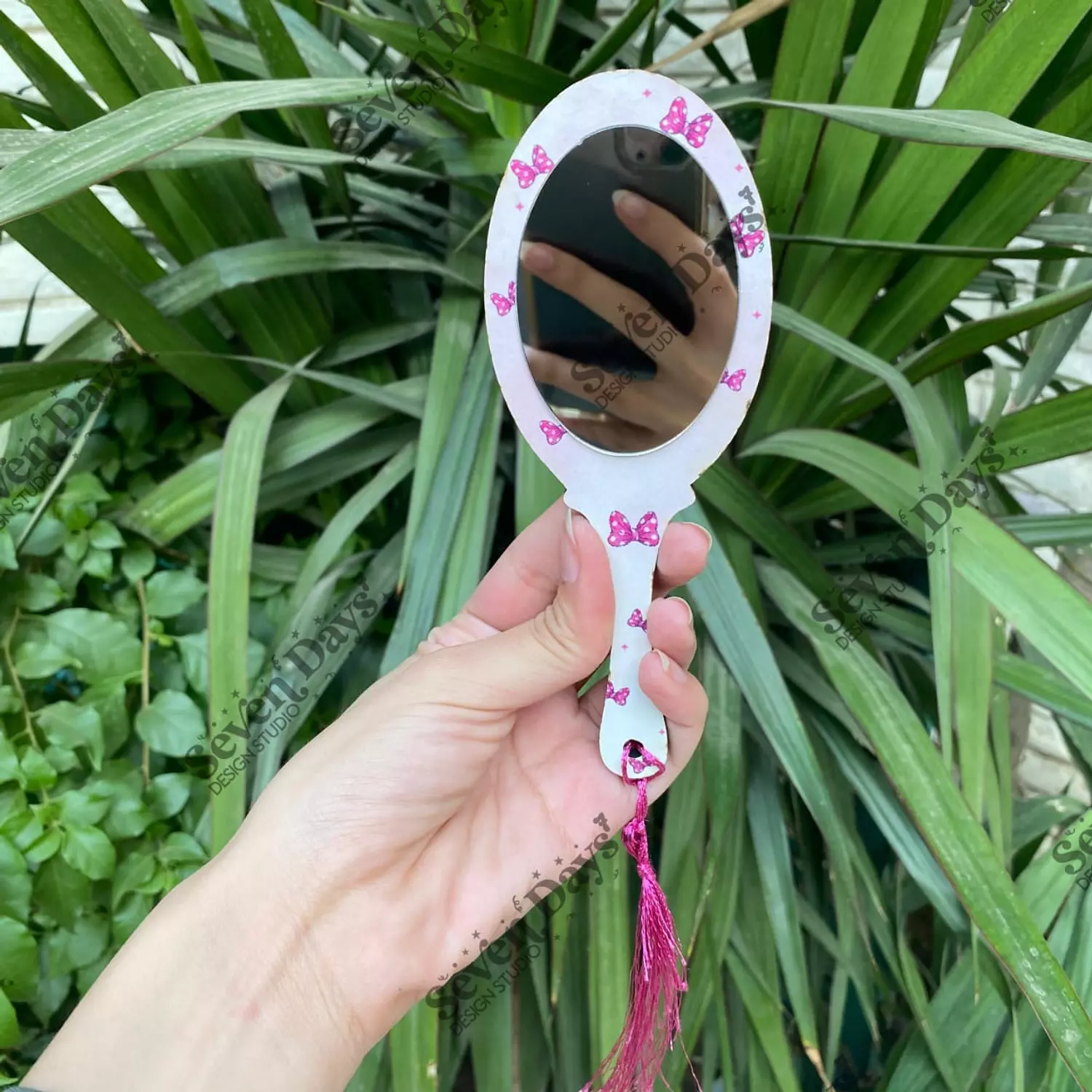 Minnie Mouse Spa Mirror | Seven Days Design Studio