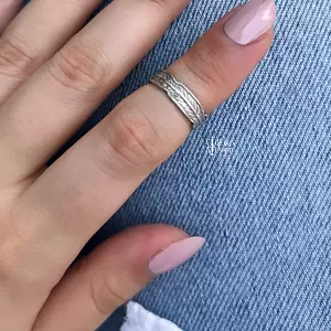 Leaf knuckle | Viola's Silvers