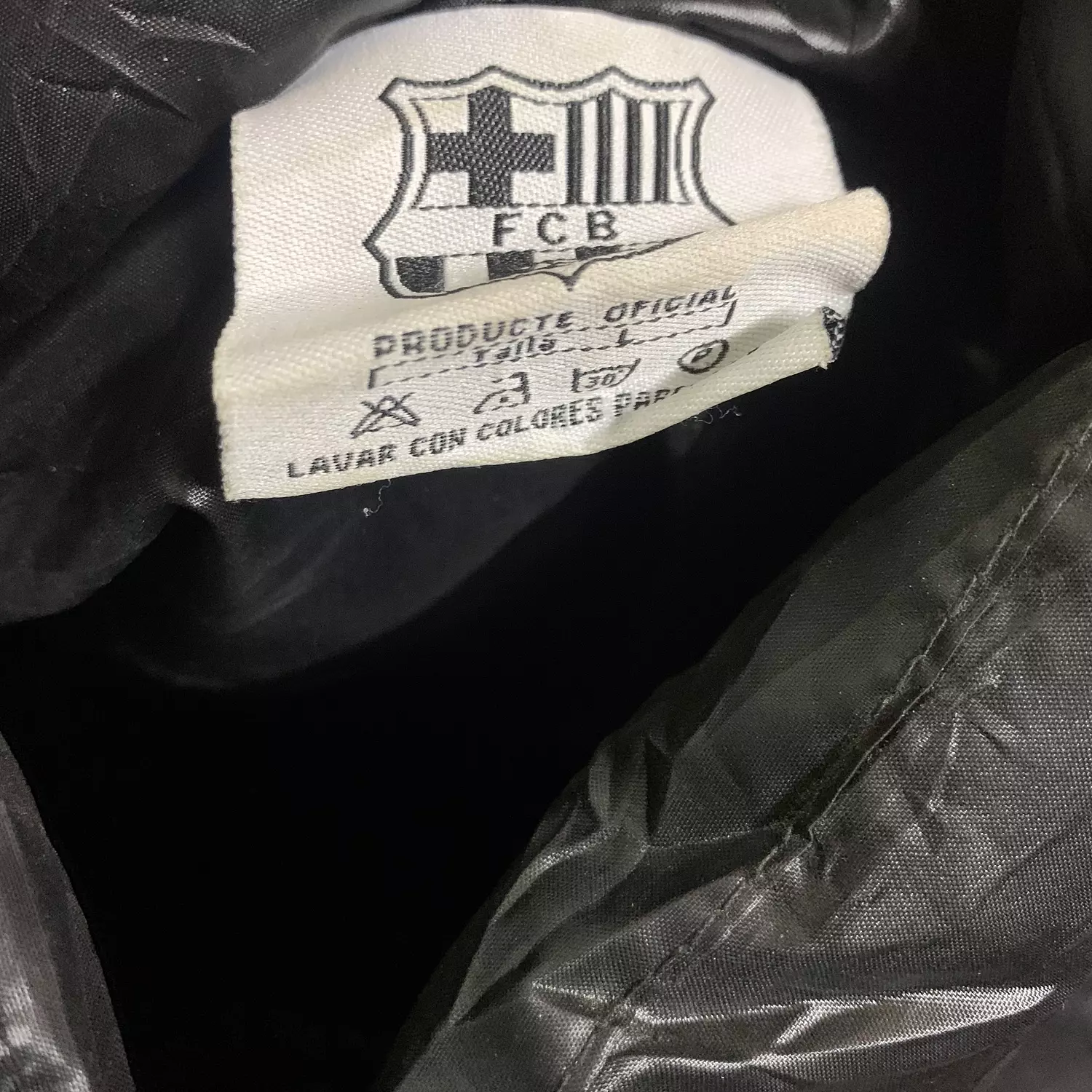 FC Barcelona offical puffer jacket | Vintage Corner