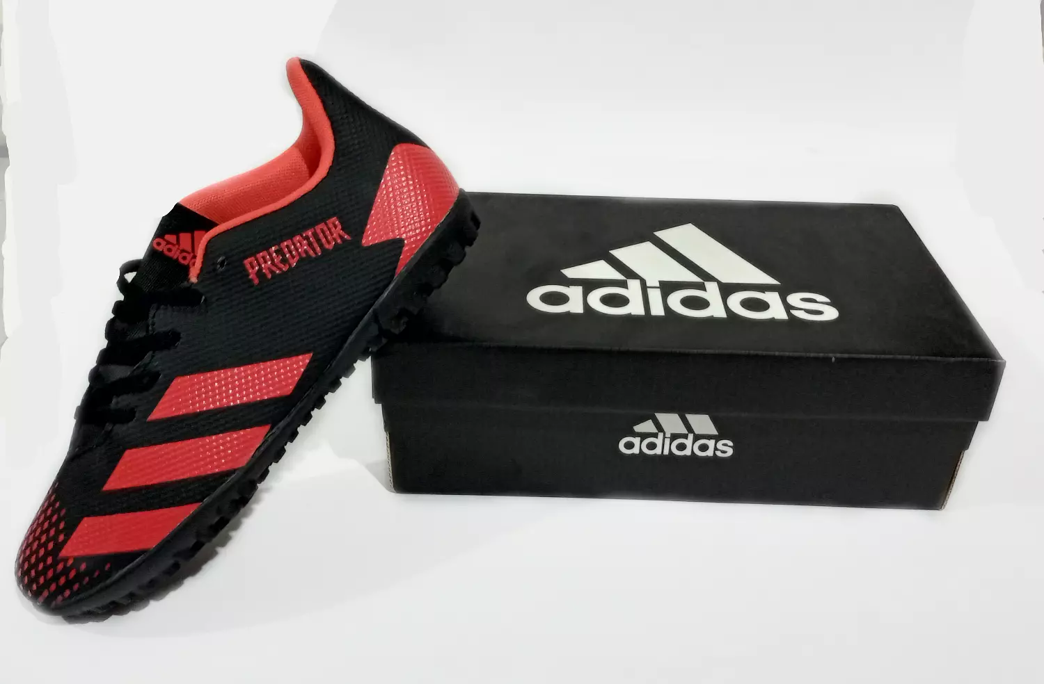 ADIDAS PREDATOR - TURF | El Nazer