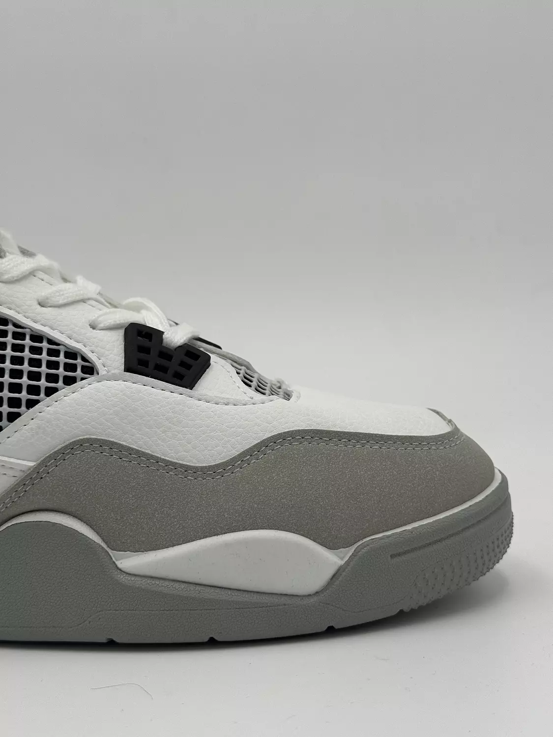 Jordan 4 Retro Military Black | BOW