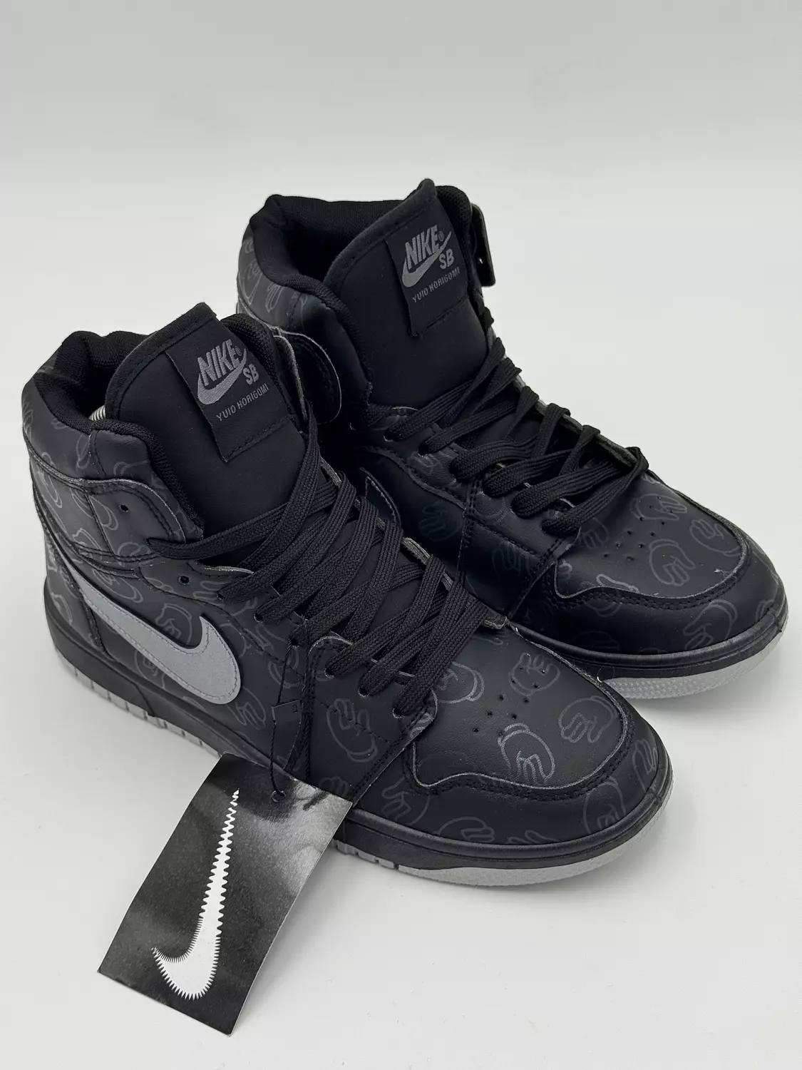 Nike Air Jordan 1 mid (graphic print) | BOW