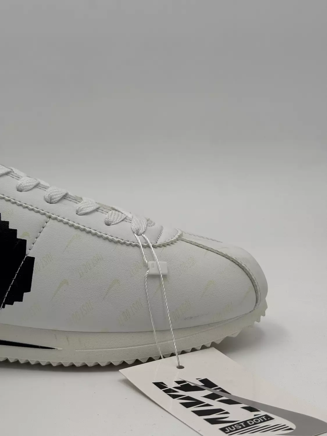 Nike Cortez X have good game (B) | BOW