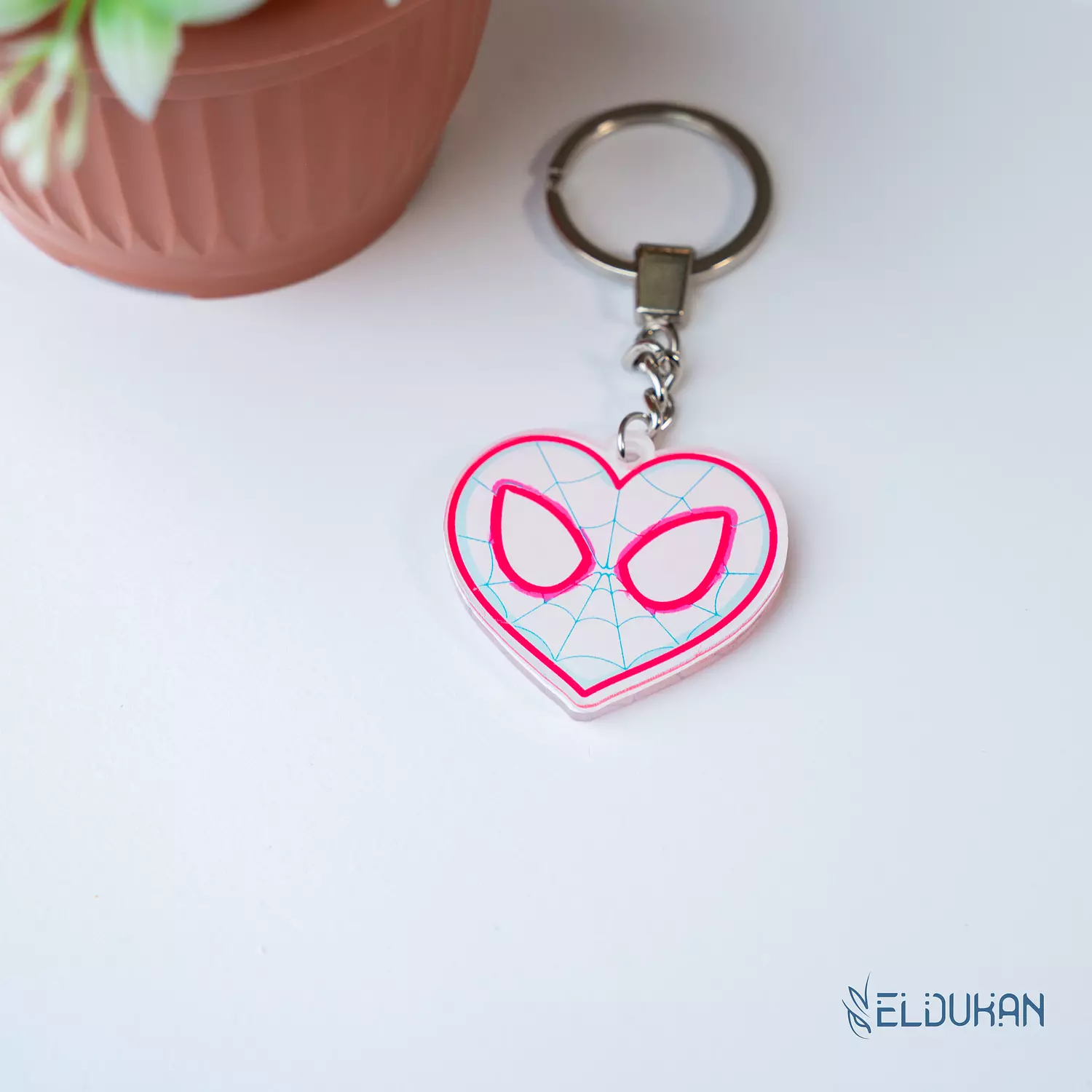Spider gwen acrylic keychain | Eldukan Gallery